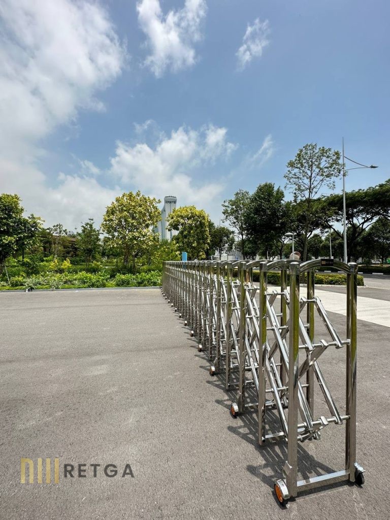 Manual Stainless Steel 304 Retractable Gate - RETGA